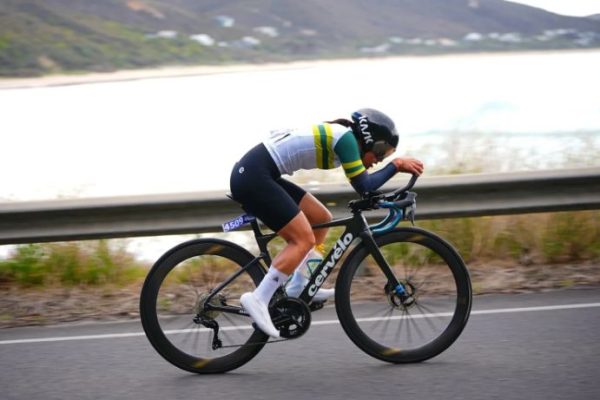 Should You Fit TT (Aero) Bars on Your Road Bike? - The Body Mechanic
